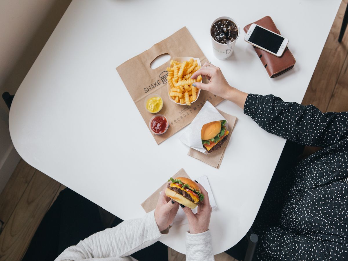 Shake Shack BOGOF - UNiDAYS student discount February 2021