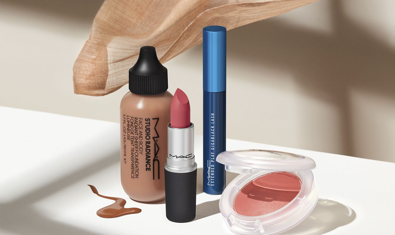 Mac Cosmetics Student Makeup Kit | Saubhaya Makeup